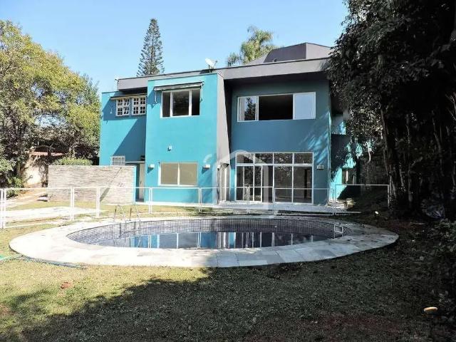 Casa / Sobrado em Condomínio para Locação em Cotia/SP Granja Viana 6 Quartos