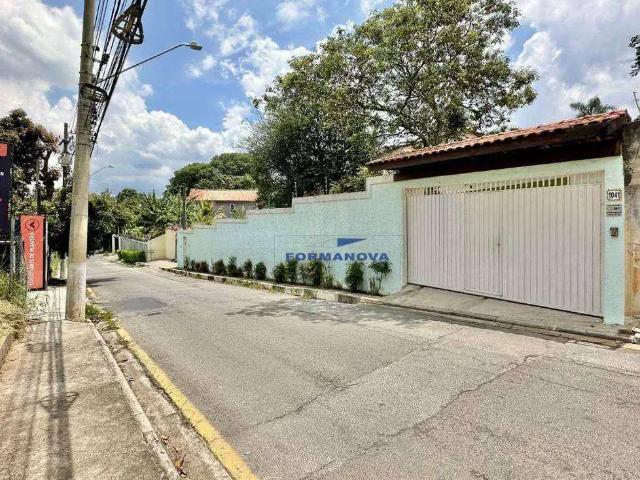 Casa / Sobrado em Condomínio para Locação em Cotia/SP Granja Viana 8 Quartos
