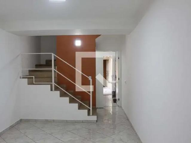 Casa / Sobrado em Condomínio para Locação em Cotia/SP Granja Viana 2 Quartos