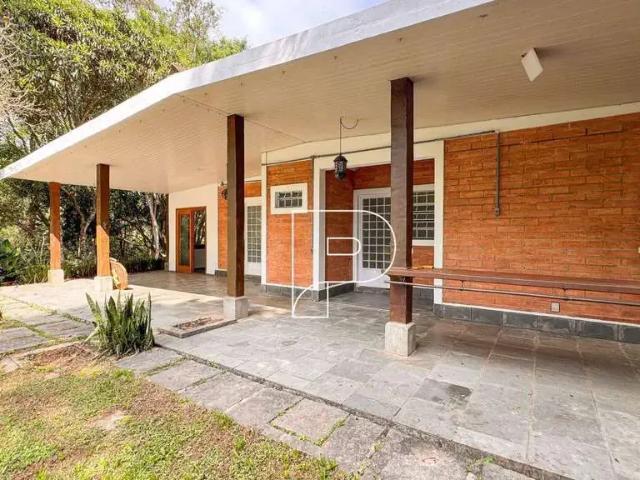 Casa / Sobrado em Condomínio para Locação em Cotia/SP Granja Viana 3 Quartos