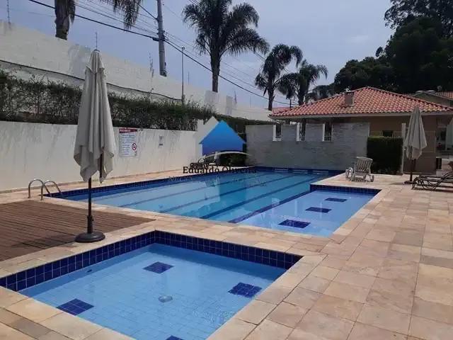 Casa / Sobrado em Condomínio para Locação em Cotia/SP Granja Viana 3 Quartos
