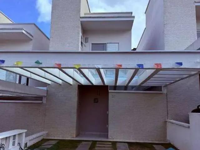 Casa / Sobrado em Condomínio para Locação em Cotia/SP Granja Viana 3 Quartos