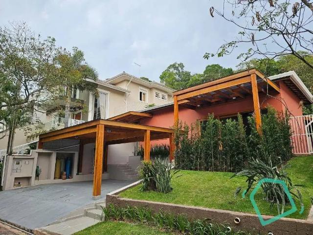 Casa / Sobrado em Condomínio para Locação em Cotia/SP Granja Viana 3 Quartos