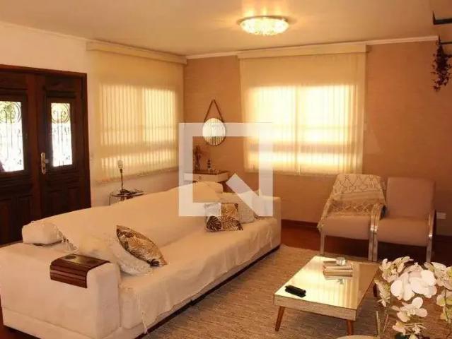 Casa / Sobrado em Condomínio para Locação em Cotia/SP Granja Viana 3 Quartos
