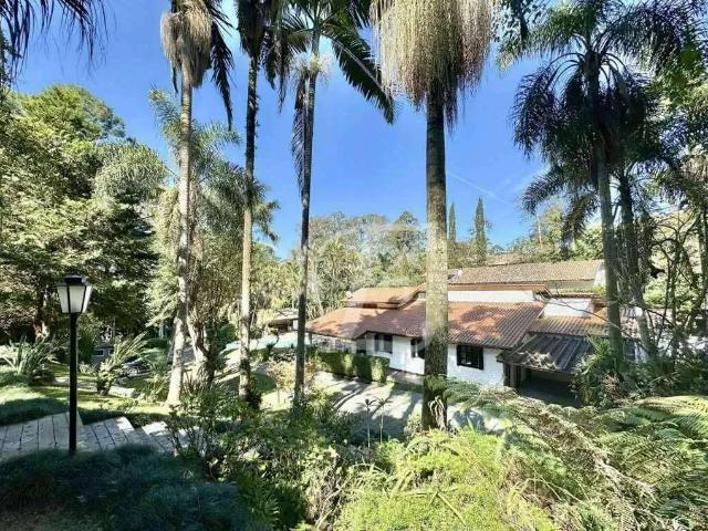 Casa / Sobrado em Condomínio para Locação em Cotia/SP Granja Viana 3 Quartos