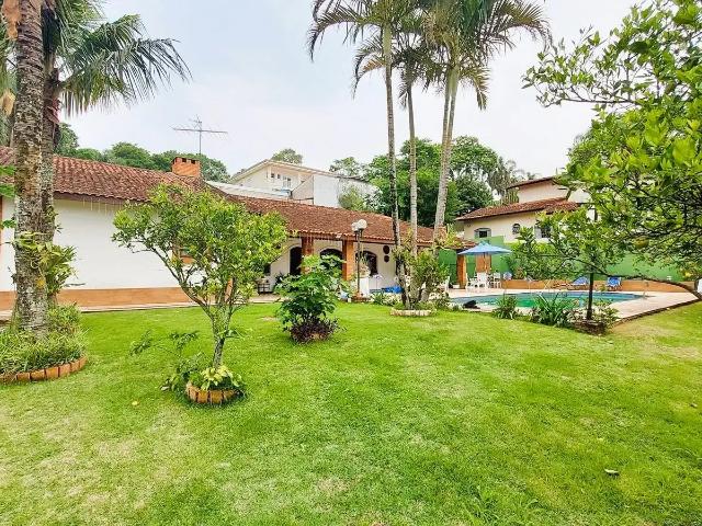 Casa / Sobrado em Condomínio para Locação em Cotia/SP Jardim Belizário 3 Quartos