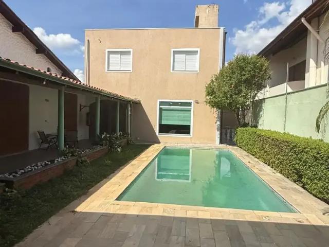 Casa / Sobrado em Condomínio para Locação em Cotia/SP Jardim da Glória 3 Quartos