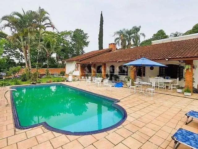 Casa / Sobrado em Condomínio para Locação em Cotia/SP Jardim dos Ipês 3 Quartos