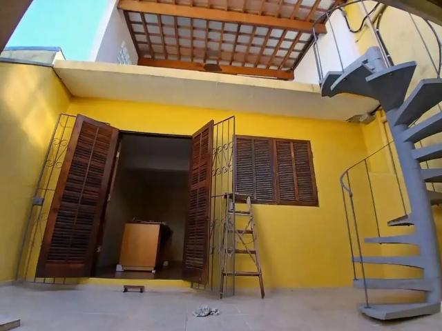 Casa / Sobrado em Condomínio para Locação em Cotia/SP Jardim Lambreta 3 Quartos