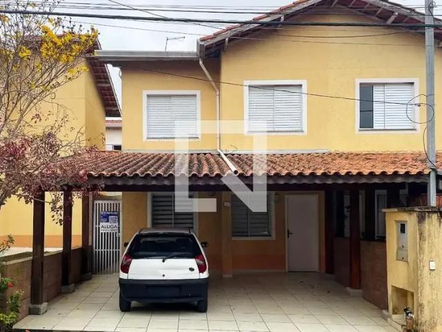 Casa / Sobrado em Condomínio para Locação em Cotia/SP Jardim Petrópolis 3 Quartos