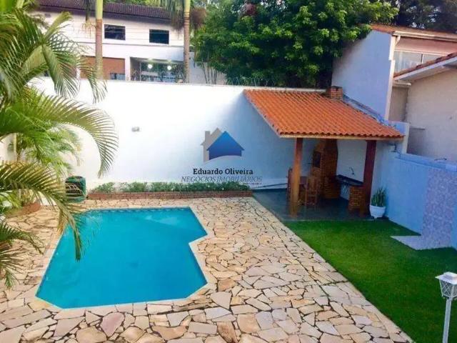 Casa / Sobrado em Condomínio para Locação em Cotia/SP Jardim Sabiá 4 Quartos