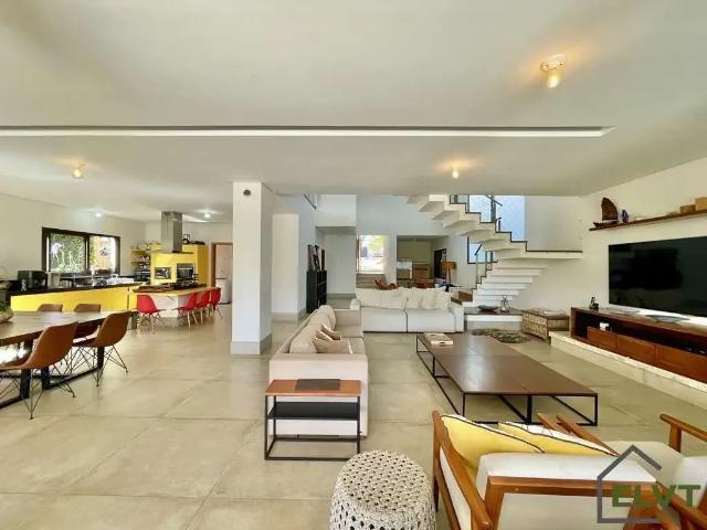 Casa / Sobrado em Condomínio para Locação em Cotia/SP Paisagem Renoir 5 Quartos