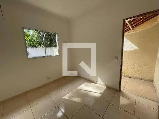Casa / Sobrado em Condomínio para Locação em Cotia/SP Parque Mirante da Mata 3 Quartos