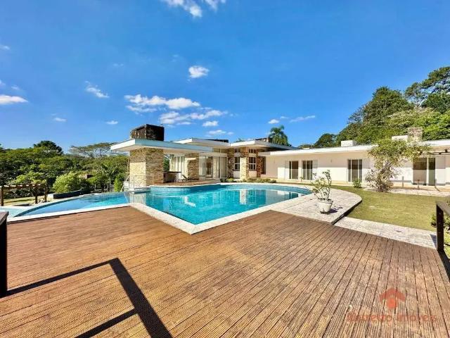 Casa / Sobrado em Condomínio para Locação em Cotia/SP Parque Silvino Pereira 4 Quartos