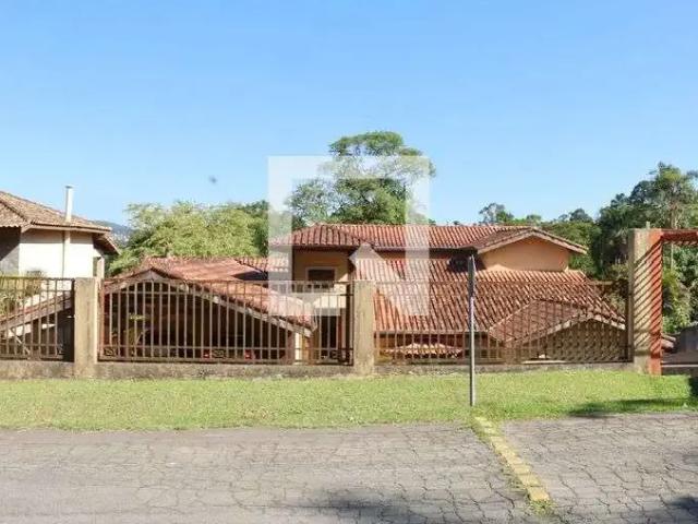 Casa / Sobrado em Condomínio para Locação em Cotia/SP Quinta dos Angicos 3 Quartos