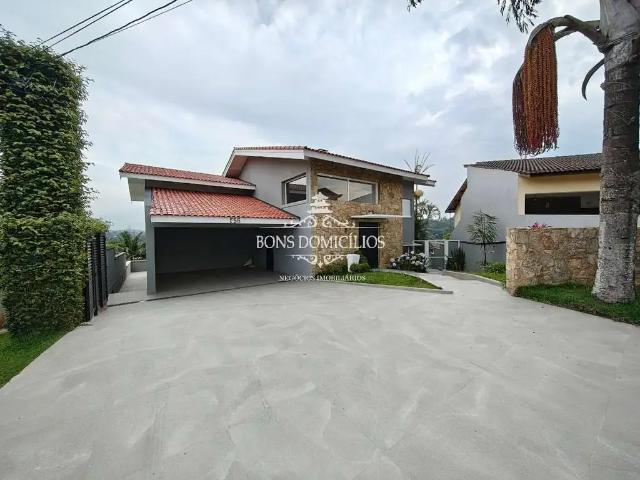 Casa / Sobrado em Condomínio para Locação em Cotia/SP São Paulo II 4 Quartos