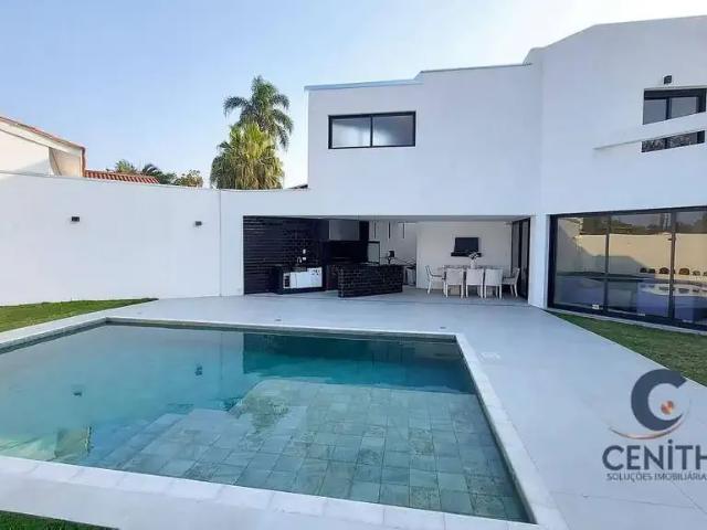 Casa / Sobrado em Condomínio para Locação em Cotia/SP São Paulo II 6 Quartos