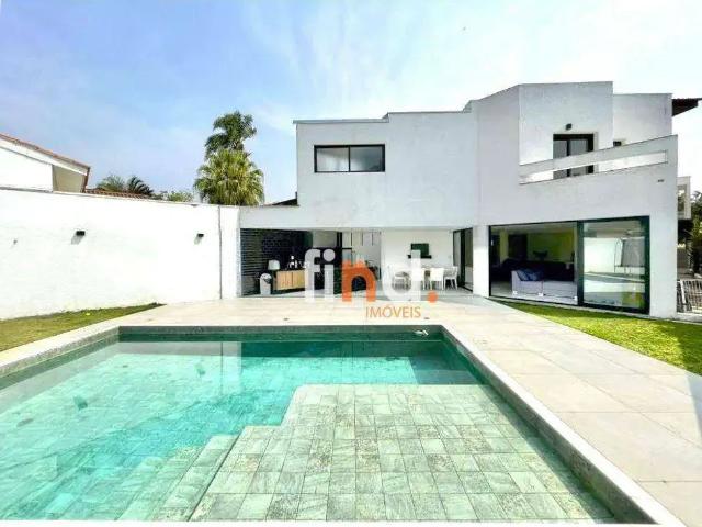 Casa / Sobrado em Condomínio para Locação em Cotia/SP São Paulo II 6 Quartos