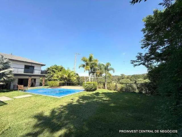 Casa / Sobrado em Condomínio para Locação em Cotia/SP Vila de São Fernando 4 Quartos