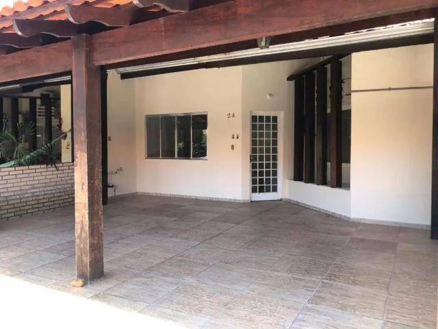 Casa / Sobrado em Condomínio para Locação em Cuiabá/MT Araés 3 Quartos