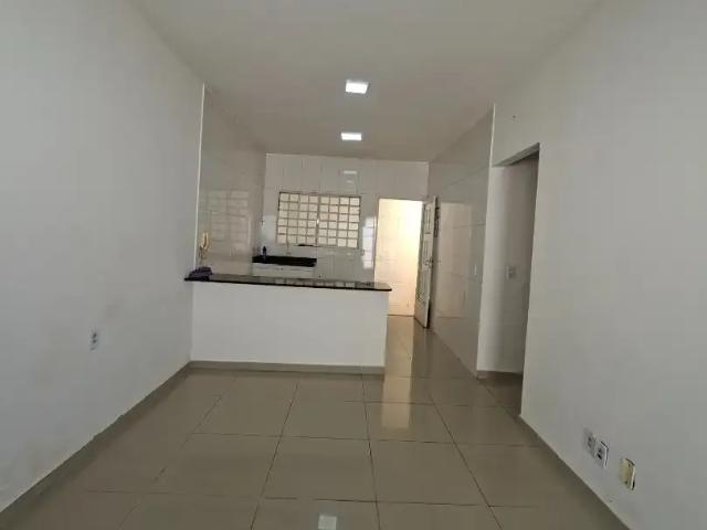 Casa / Sobrado em Condomínio para Locação em Cuiabá/MT Araés 3 Quartos