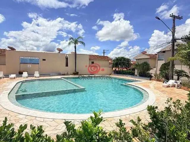 Casa / Sobrado em Condomínio para Locação em Cuiabá/MT Barra do Pari 3 Quartos