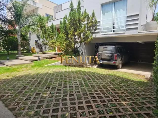 Casa / Sobrado em Condomínio para Locação em Cuiabá/MT Condomínio Belvedere 4 Quartos