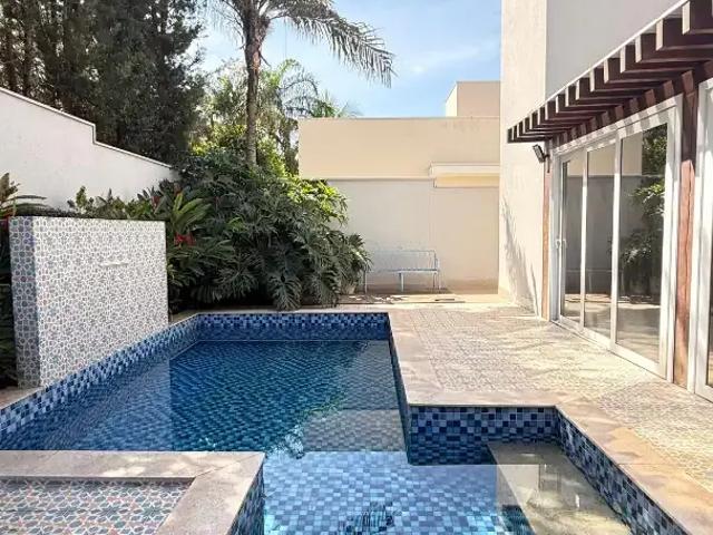 Casa / Sobrado em Condomínio para Locação em Cuiabá/MT Condomínio Belvedere 2 Quartos