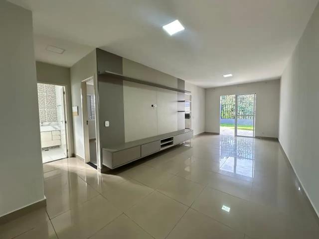 Casa / Sobrado em Condomínio para Locação em Cuiabá/MT Condomínio Belvedere 3 Quartos