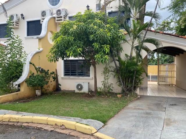 Casa / Sobrado em Condomínio para Locação em Cuiabá/MT Coophema 3 Quartos