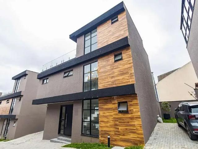 Casa / Sobrado em Condomínio para Locação em Curitiba/PR Mercês 3 Quartos