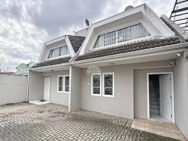 Casa / Sobrado em Condomínio para Locação em Curitiba/PR Alto Boqueirão 2 Quartos