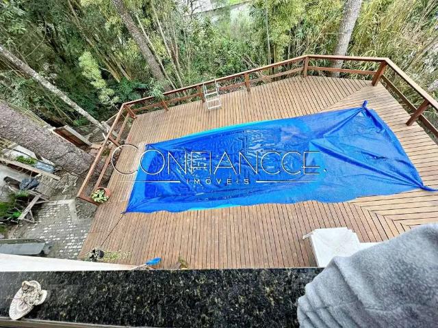 Casa / Sobrado em Condomínio para Locação em Curitiba/PR Bacacheri 5 Quartos