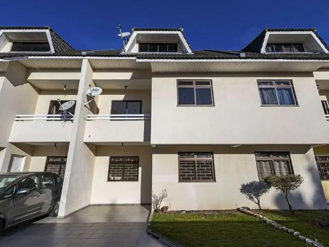 Casa / Sobrado em Condomínio para Locação em Curitiba/PR Guabirotuba 3 Quartos