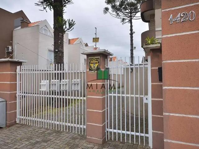 Casa / Sobrado em Condomínio para Locação em Curitiba/PR Hauer 3 Quartos