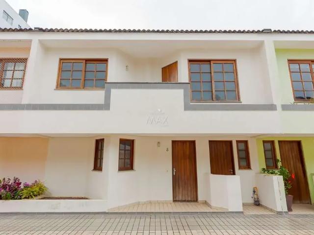 Casa / Sobrado em Condomínio para Locação em Curitiba/PR Parolin 3 Quartos