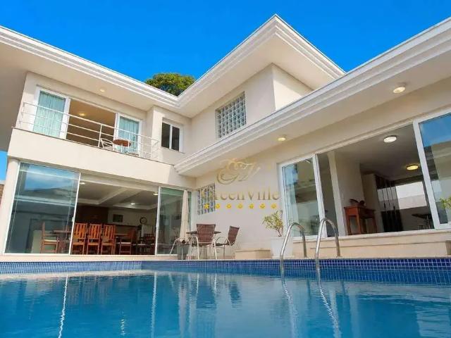 Casa / Sobrado em Condomínio para Locação em Curitiba/PR São Lourenço 4 Quartos