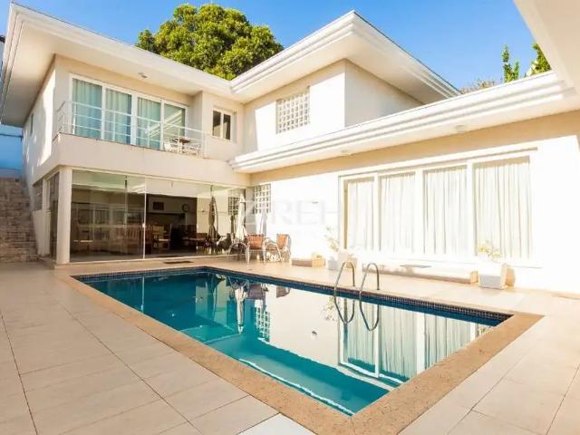 Casa / Sobrado em Condomínio para Locação em Curitiba/PR São Lourenço 4 Quartos