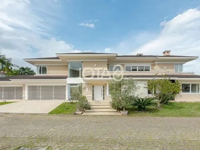 Casa / Sobrado em Condomínio para Locação em Curitiba/PR São Lourenço 3 Quartos