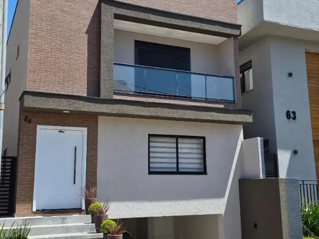 Casa / Sobrado em Condomínio para Locação em Curitiba/PR Santa Cândida 3 Quartos