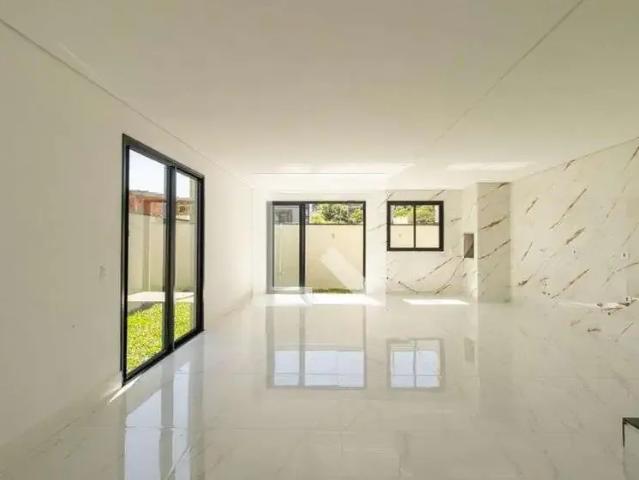 Casa / Sobrado em Condomínio para Locação em Curitiba/PR Santa Cândida 3 Quartos