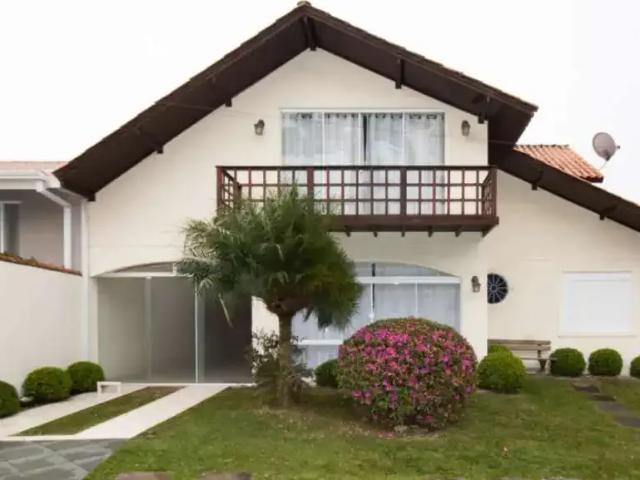 Casa / Sobrado em Condomínio para Locação em Curitiba/PR Santa Felicidade 3 Quartos