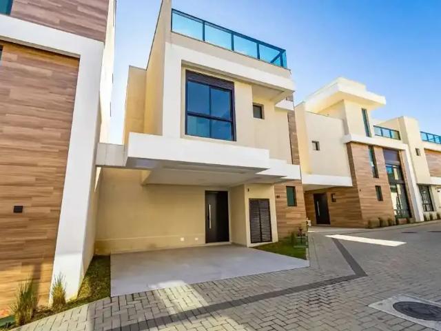 Casa / Sobrado em Condomínio para Locação em Curitiba/PR Santa Felicidade 3 Quartos