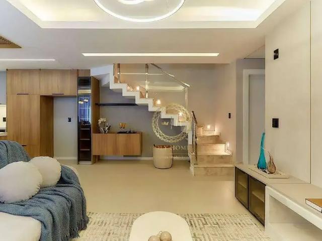 Casa / Sobrado em Condomínio para Locação em Curitiba/PR Santo Inácio 3 Quartos
