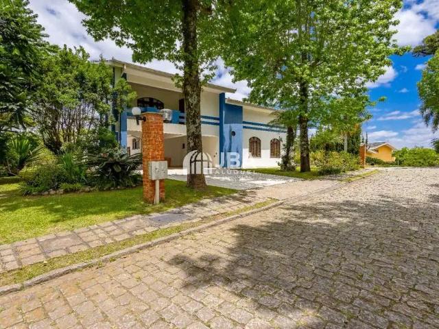 Casa / Sobrado em Condomínio para Locação em Curitiba/PR Uberaba 4 Quartos