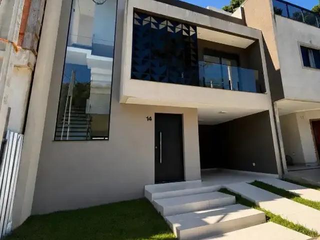 Casa / Sobrado em Condomínio para Locação em Curitiba/PR Umbará 3 Quartos