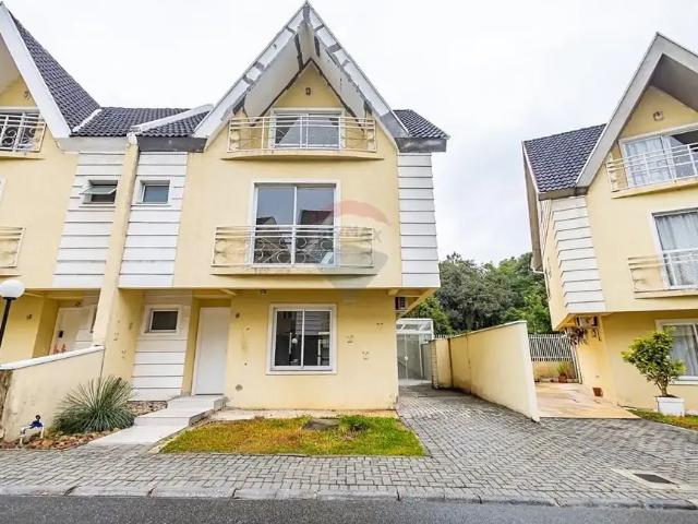 Casa / Sobrado em Condomínio para Locação em Curitiba/PR Vista Alegre 4 Quartos