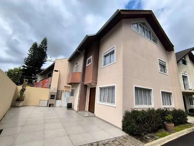 Casa / Sobrado em Condomínio para Locação em Curitiba/PR Vista Alegre 3 Quartos