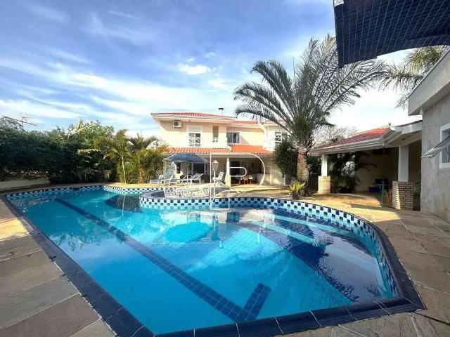 Casa / Sobrado em Condomínio para Locação em Embu das Artes/SP Granja Viana 4 Quartos