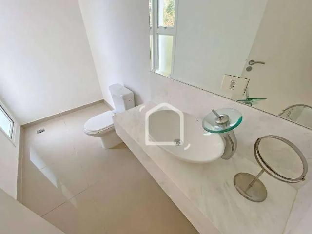 Casa / Sobrado em Condomínio para Locação em Embu das Artes/SP Granja Viana 4 Quartos